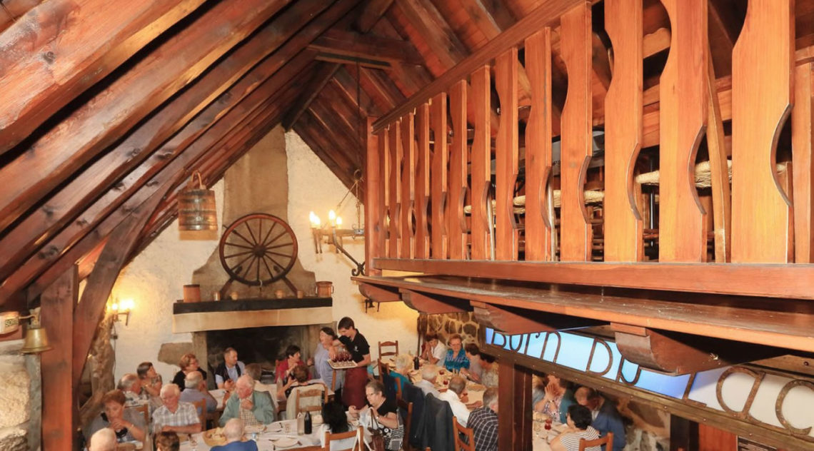 Le buron de Born - Aveyron.com